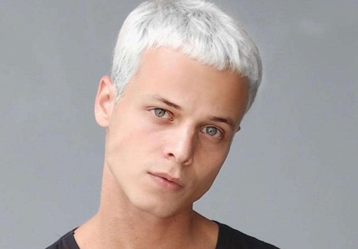 Tales Cotta - Modelo morre após mal súbito na passarela do SPFW